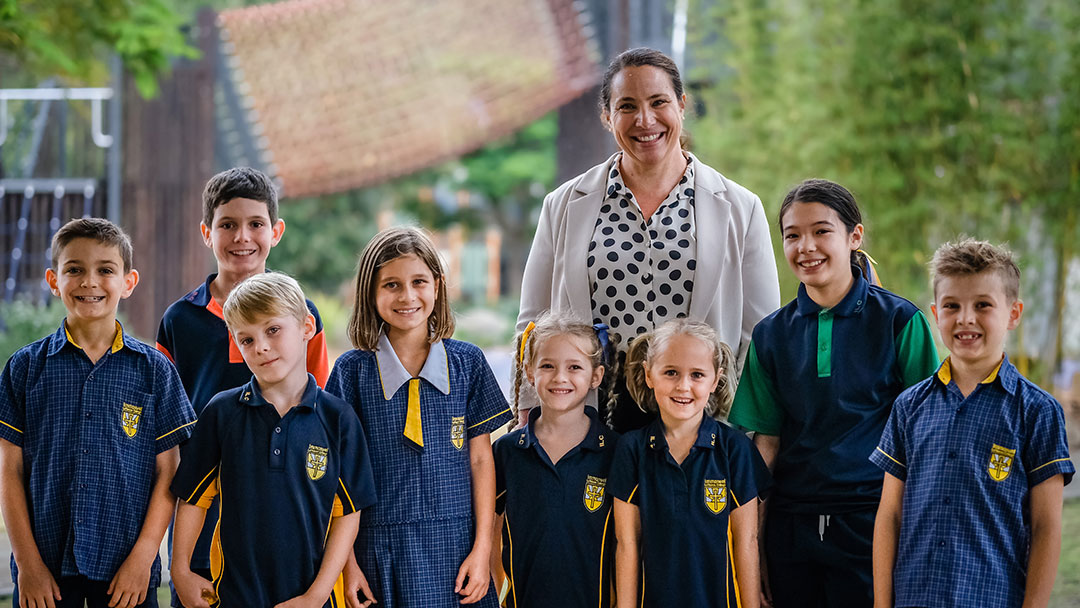 Grammar students lend a helping hand this festive season | Kids in ...