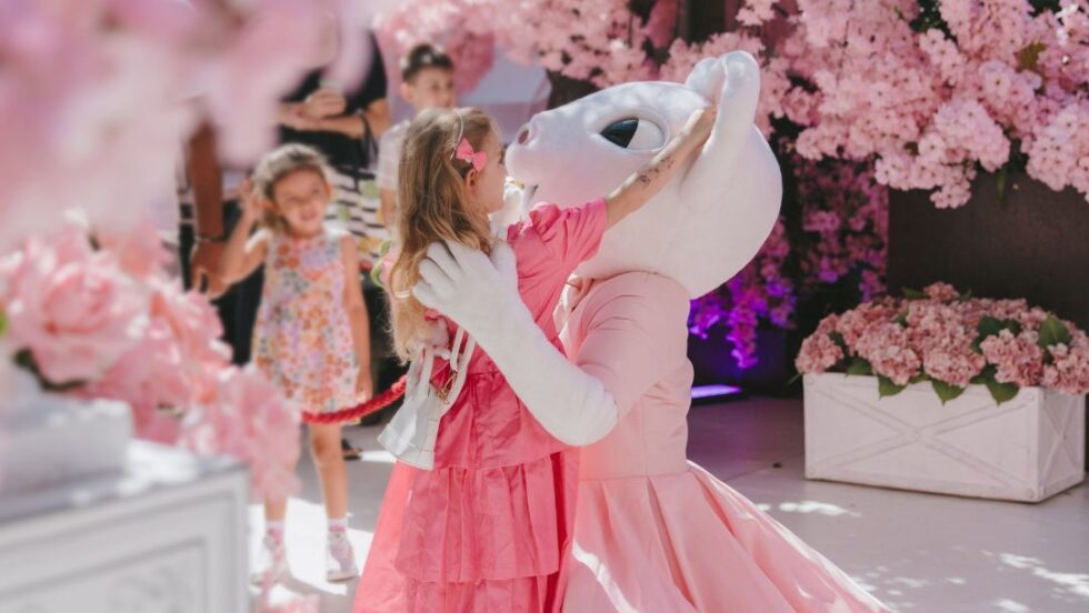 Claris the Mouse | Kids in Brisbane, Gold Coast, Sunshine Coast | KOTC