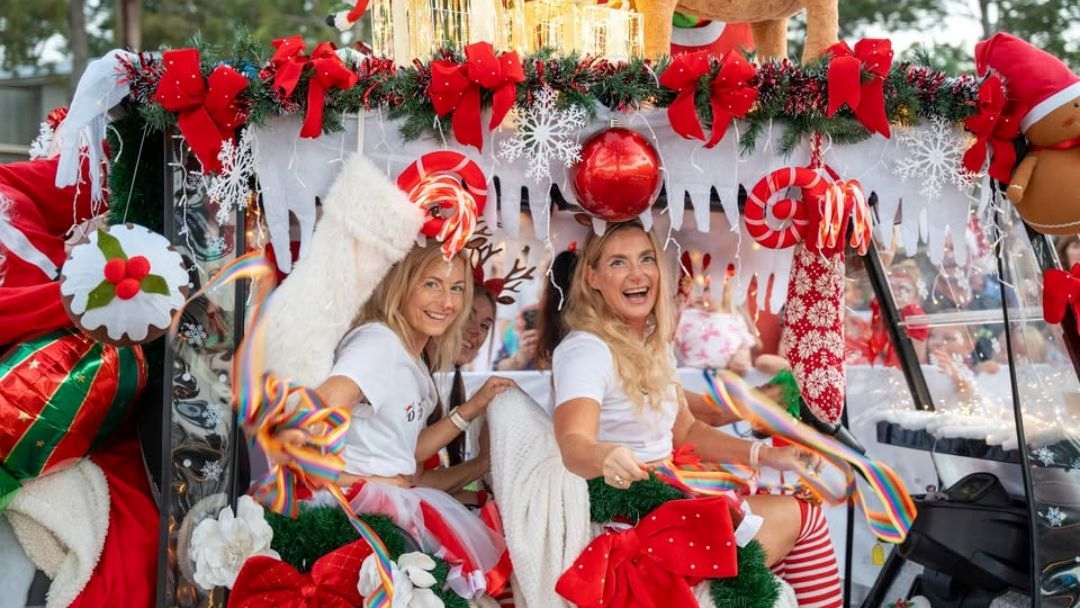 Santa’s Arrival & Buggy Parade | Kids in Brisbane, Gold Coast, Sunshine ...