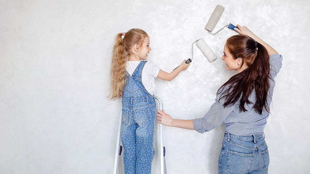 From Settlement to Your New Home: Planning a Safe and Trackable Move